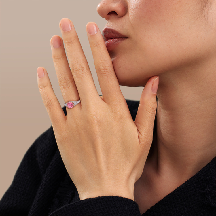 Roze saffier rosé gouden verlovingsring 7 mm Lovella|DiamondsByMe